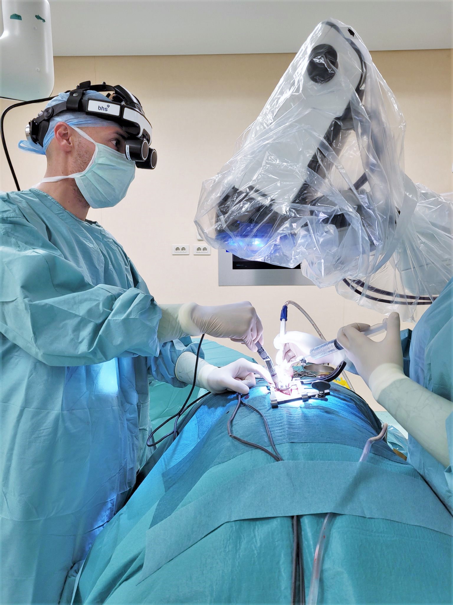 New publication about robotised digital microscope with the ...